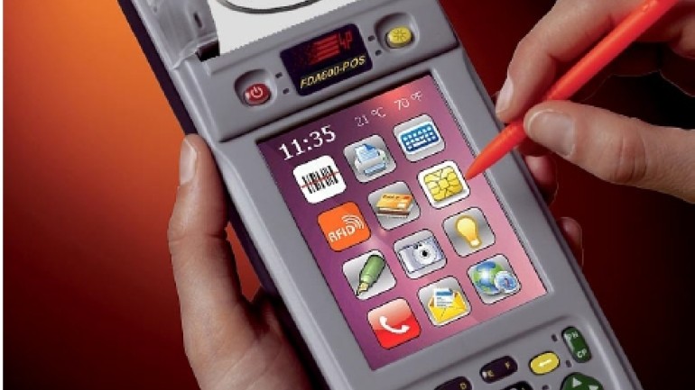 4P presenta FDA600, il palmare rugged tutto in uno